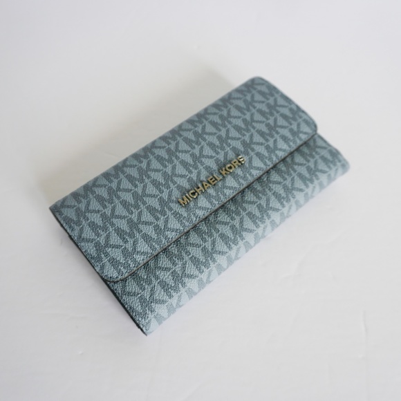 Michael Kors | Bags | Michael Kors Jet Set Trifold Wallet Mk Blue ...